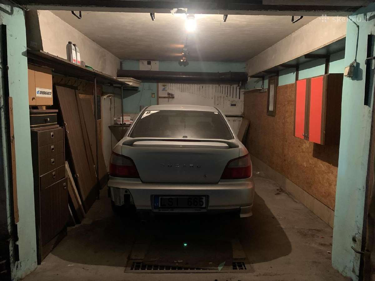 Garažas, Vilniuje Fabijoniškėse S. Stanevičiaus g., mūrinis garažo ...