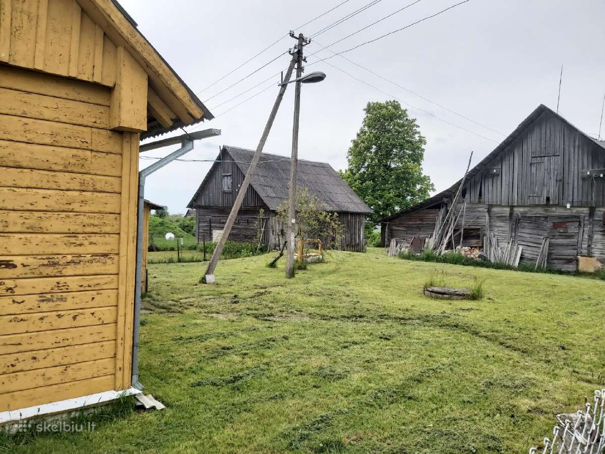 Namas, Šiaulių r. Pakapės k. Tytuvėnų g., medinė sodyba Nekilnojamo ...