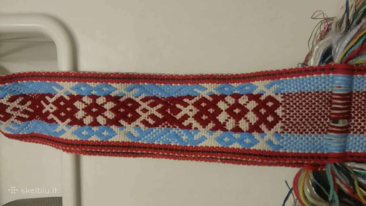 Tautines juostos ranku darbo - Skelbiu.lt
