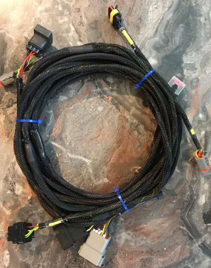 John Deere navigacijos laidai Autotrac Atu 300 - Skelbiu.lt