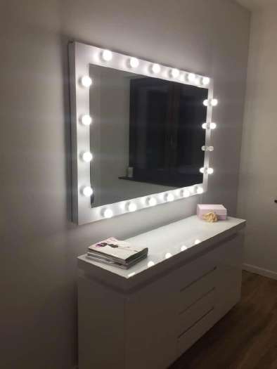 Makiažo veidrodžiai,kosmetiniai staliukai,konsoles - Skelbiu.lt