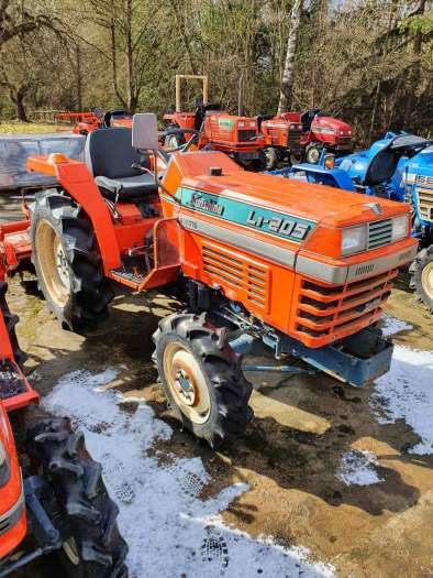 Kubota L1-205, Yanmar F24, Hinomoto N279 - Skelbiu.lt