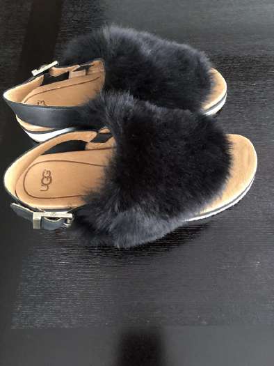 Moteriškos Ugg basutės - Skelbiu.lt