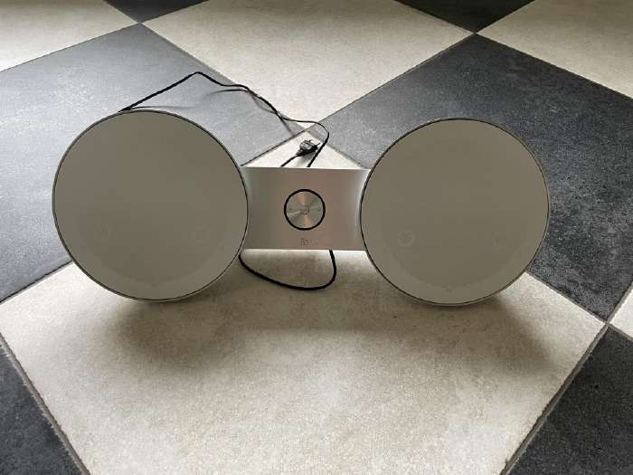 Bang and olufsen beosound A8 kolonėlė - Skelbiu.lt