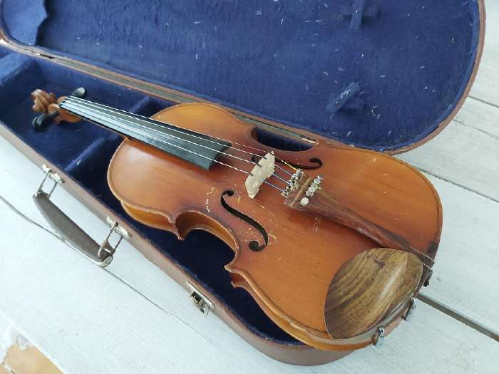 4/4 smuikas - Skelbiu.lt