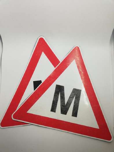 Mokomasis magnetinis lipdukas ženklas M raidė 2vnt - Skelbiu.lt