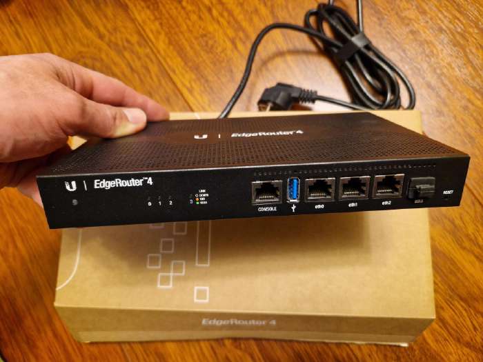 Kaip naujas - Ubiquiti Edgerouter 4 (er-4) - Skelbiu.lt
