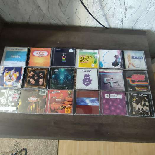 Kompaktiniai diskai - Skelbiu.lt