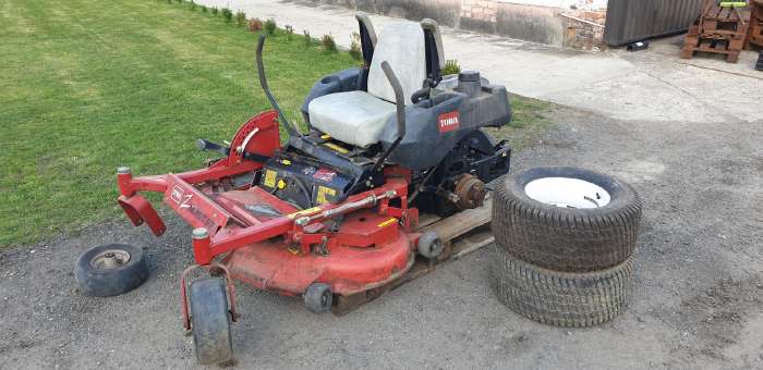 Pramoninė Savaeigė žoliapjovė Toro z-master - Skelbiu.lt