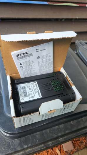 Parduodamas Stihl Ap 300 S akumuliatorius - Skelbiu.lt