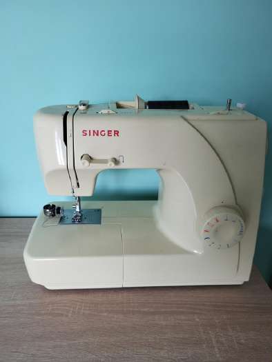 Parduodama Singer universali siuvimo mašina - Skelbiu.lt