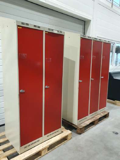 Metalinės persirengimo spinteles - Skelbiu.lt