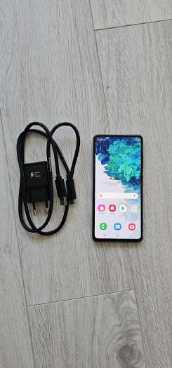 Samsung Galaxy S20fe - Skelbiu.lt