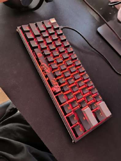Ducky v2 mechanine klaviatura red switches - Skelbiu.lt