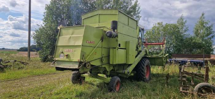 Claas Dominator 80 visas arba dalimis - Skelbiu.lt