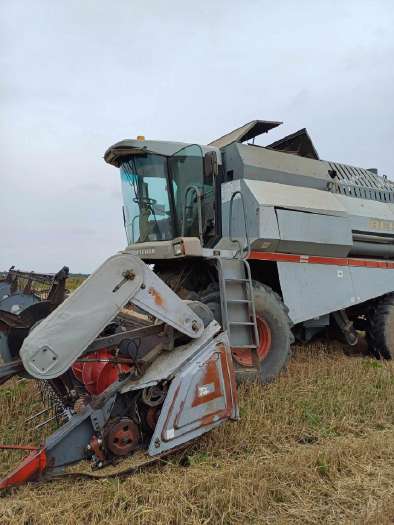 Vector 420, kombainai 2006 m., | A30946688