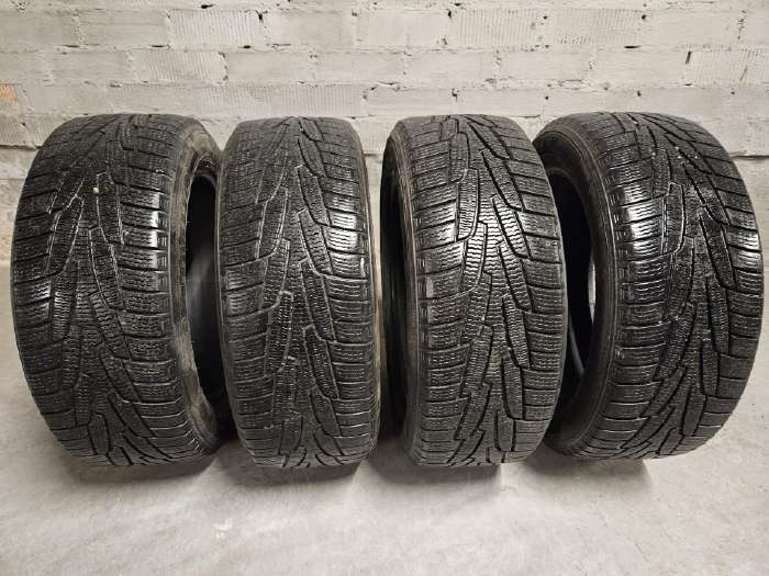 Kumho, winter 215/55 R17 | A27283623