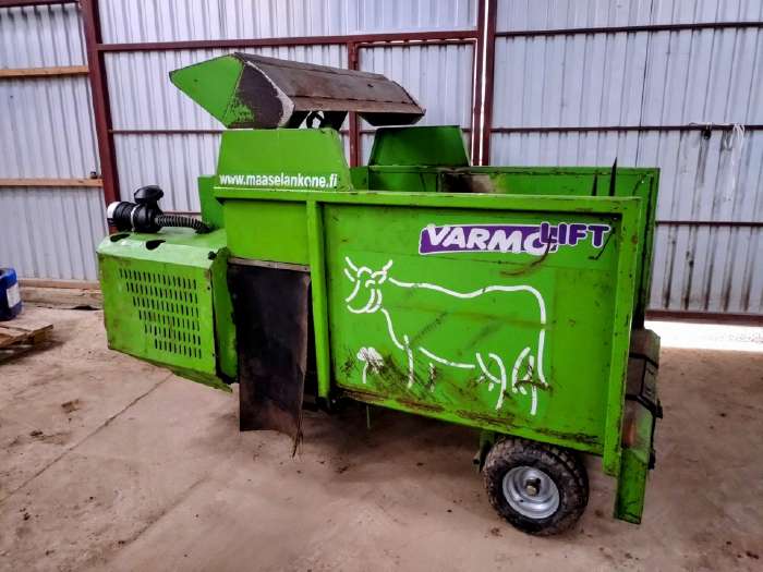 Pašarų dalytuvas rulonams - Skelbiu.lt