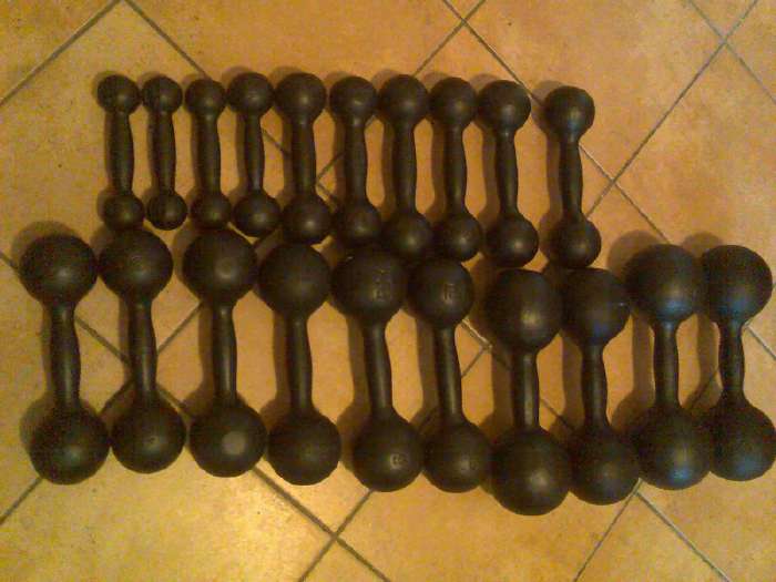 Klasikiniai metaliniai hanteliai svarmenys 1-12kg - Skelbiu.lt