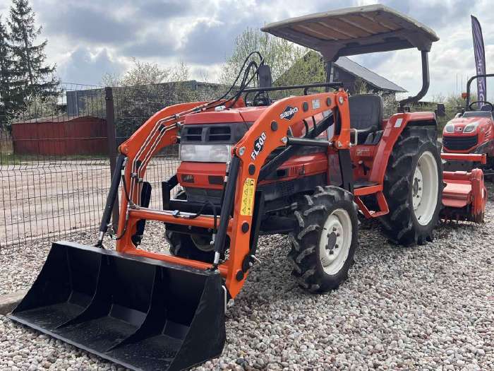 Japoniški mini traktoriai nauja siunta 2025 04 24 - Skelbiu.lt