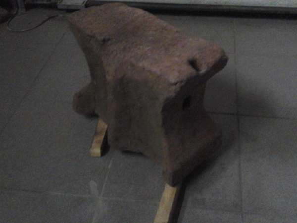 Priekalas metalas - Skelbiu.lt