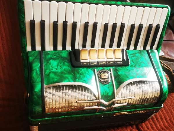 akordeonas skelbimai - Skelbiu.lt