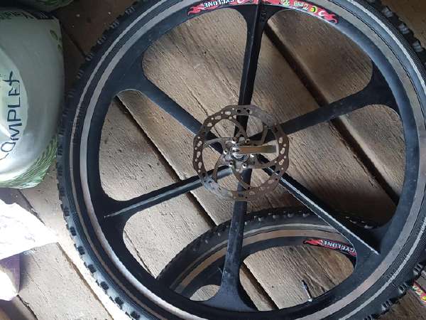 26 dviracio padangos skelbimai - Skelbiu.lt