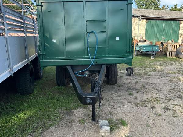 Priekaba 2pts4 - Skelbiu.lt