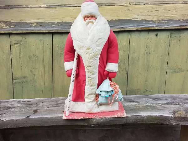 Plastikinis senis šaltis, aukštis 35cm - Skelbiu.lt