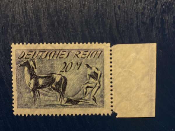 Didelis albumas su pasto ženklais - Skelbiu.lt