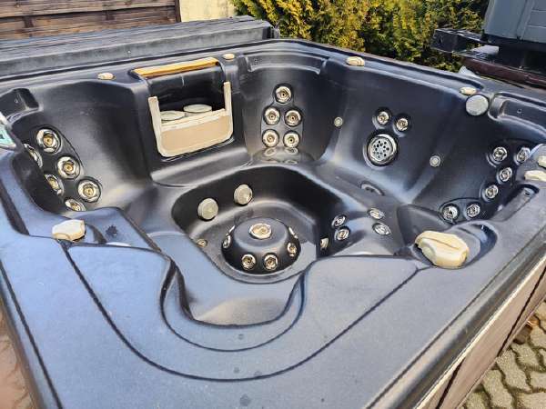 Jacuzzi Balboa , JAV kilmės Jacuzzi: Modernūs base - Skelbiu.lt