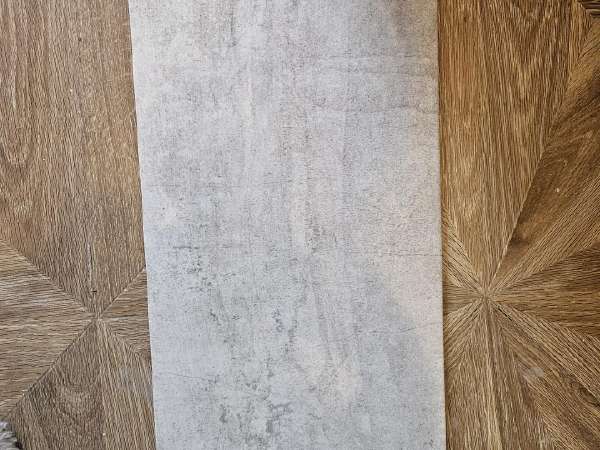 Parduodamos lauko, vidaus plytelės, įvairių spalvų - Skelbiu.lt