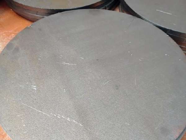 Metalo lakstas, apvalus ruosiniai - Skelbiu.lt