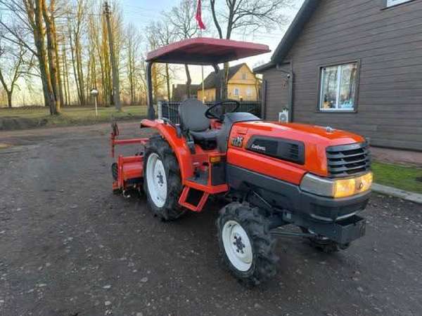 Įvairūs mini traktoriukai - Skelbiu.lt