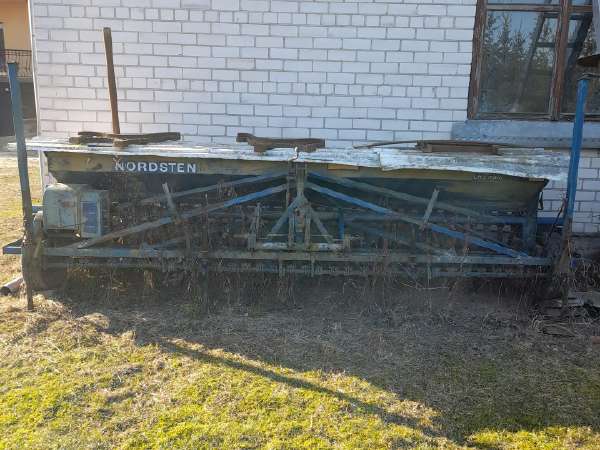 zemes ukio technika naudota skelbimai - Skelbiu.lt