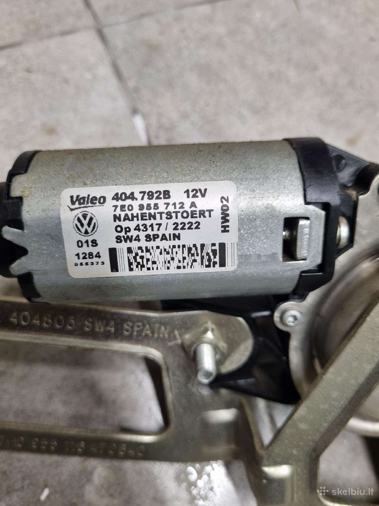 Volkswagen Transporter langų valytuvai 2016 m., | A24873605