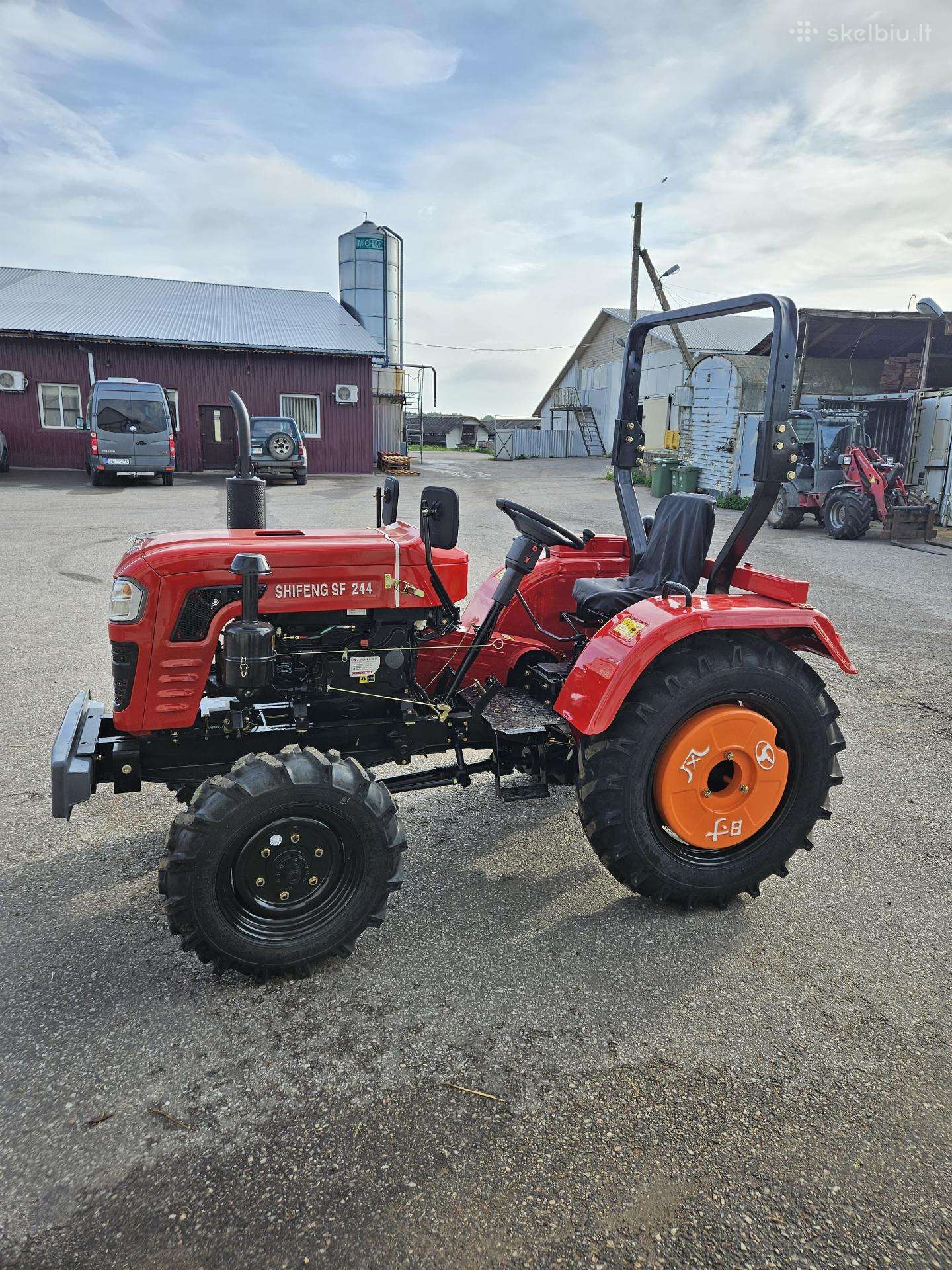 -Kita- Sf244 Sf240, traktoriai 2023 m., | A23133179