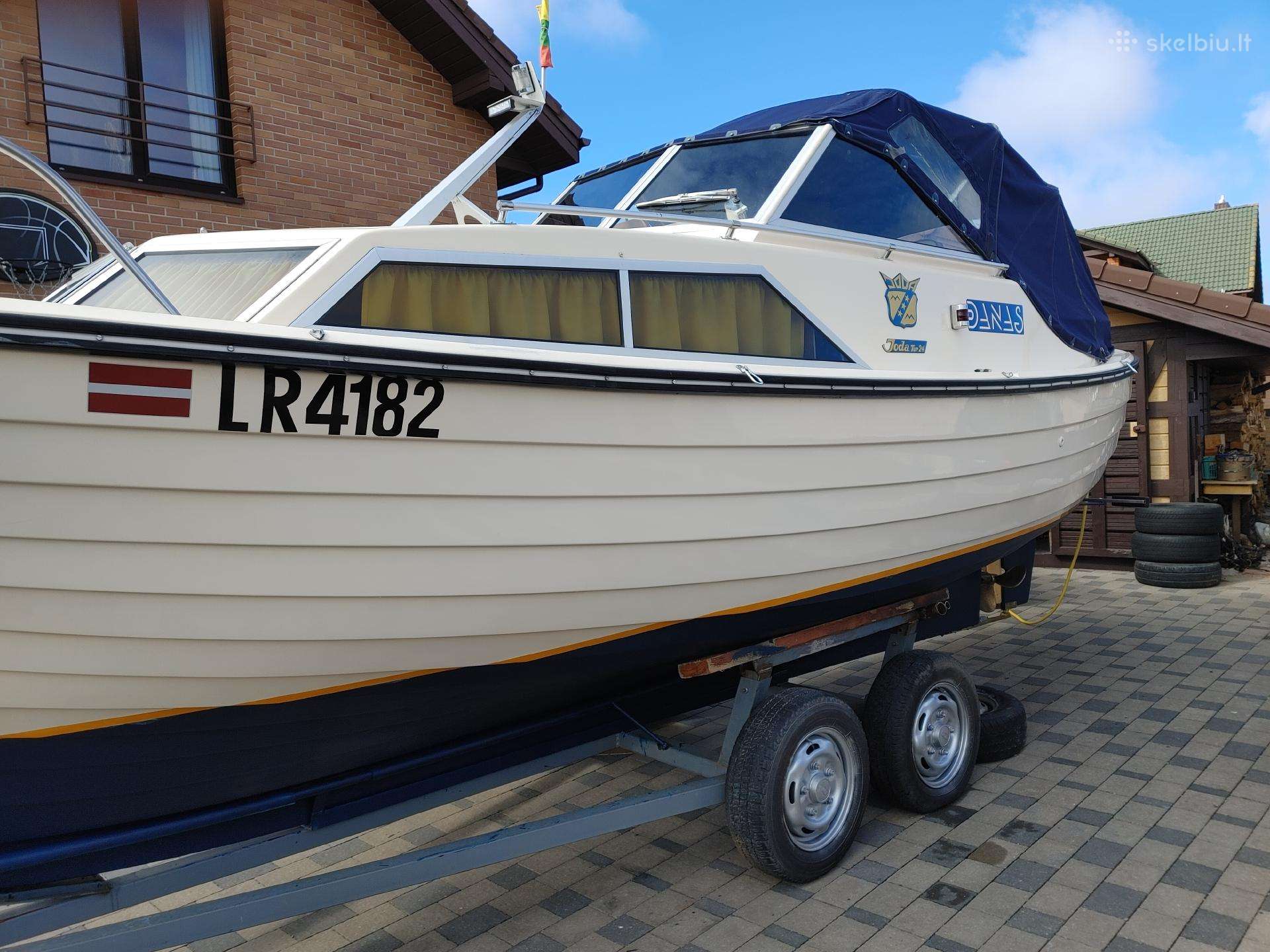 Joda Joda Tur 24, kita 1986 m., | A24721082