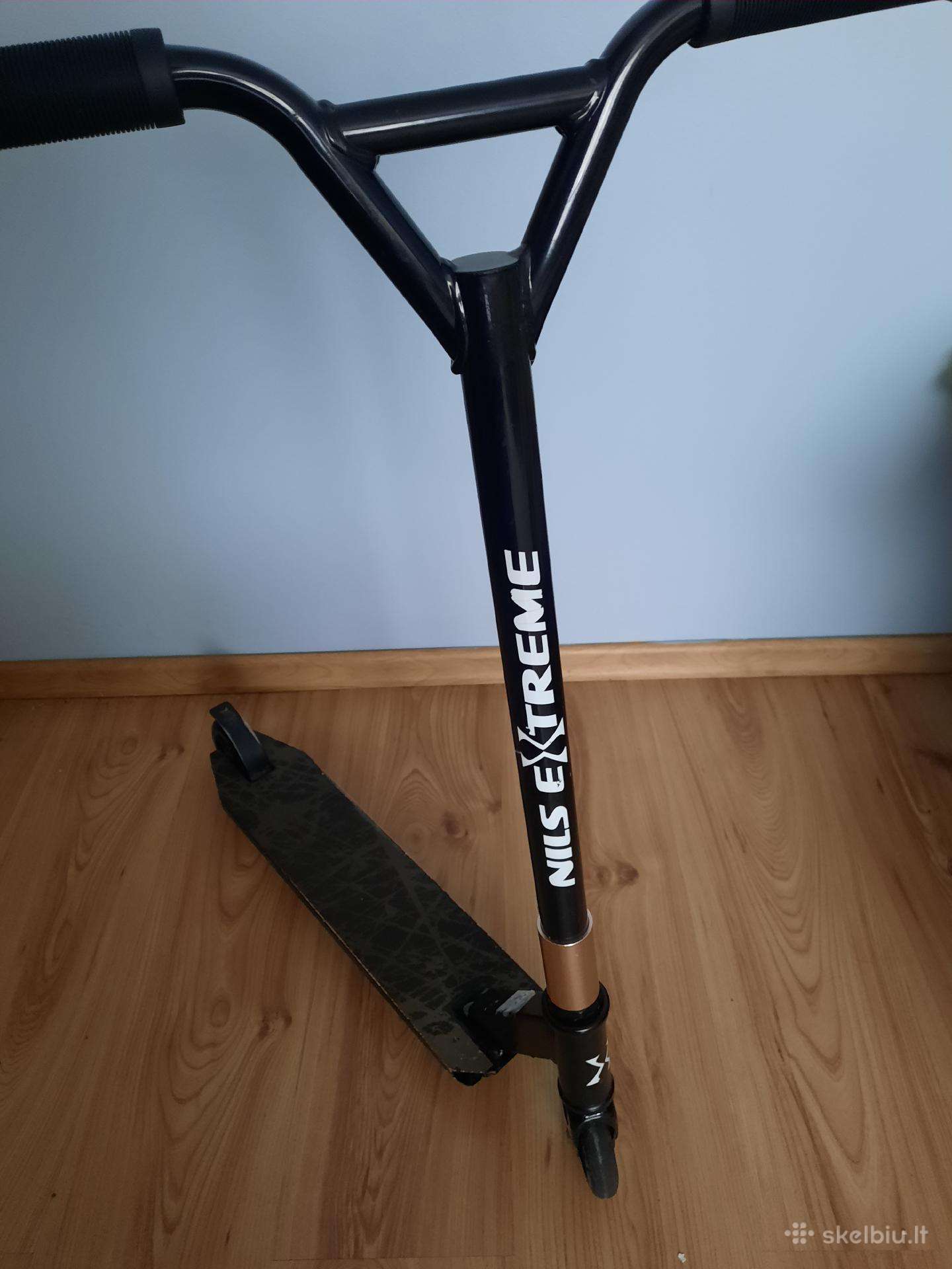 Triukinis paspirtukas | A25483339