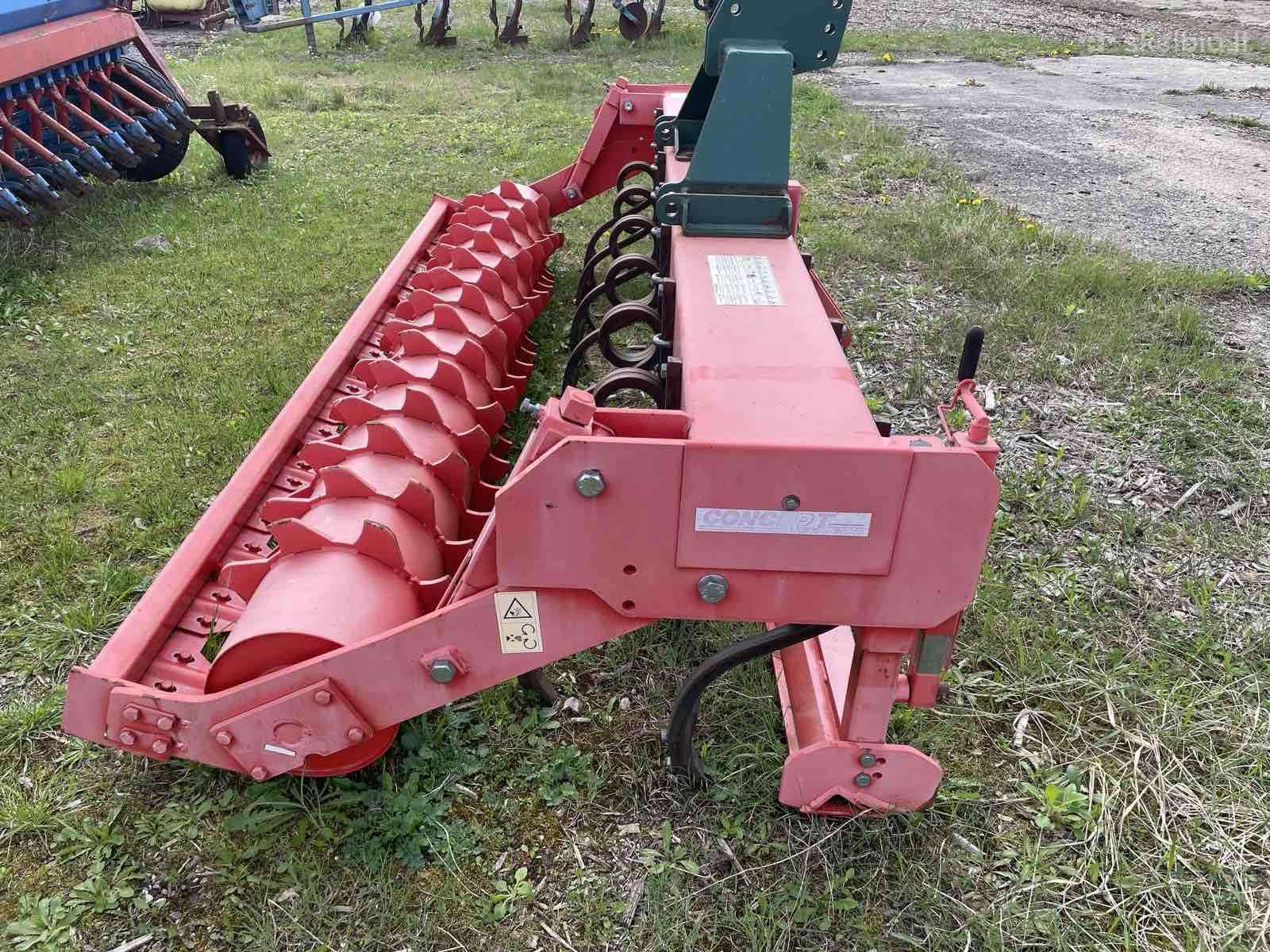 Concept Perugini, kultivatoriai,akėčios | A27750000