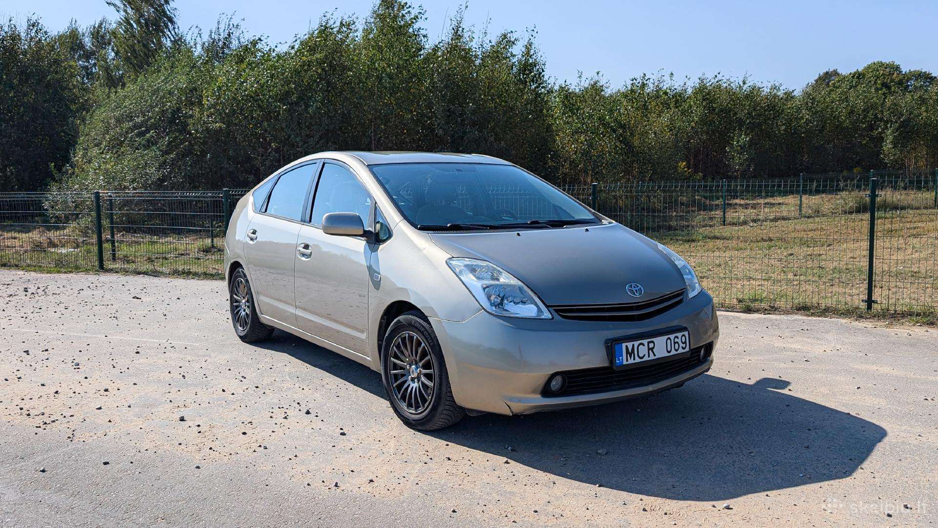 Toyota Prius, 1.5 l., hatchback 2004 m., | A26643535