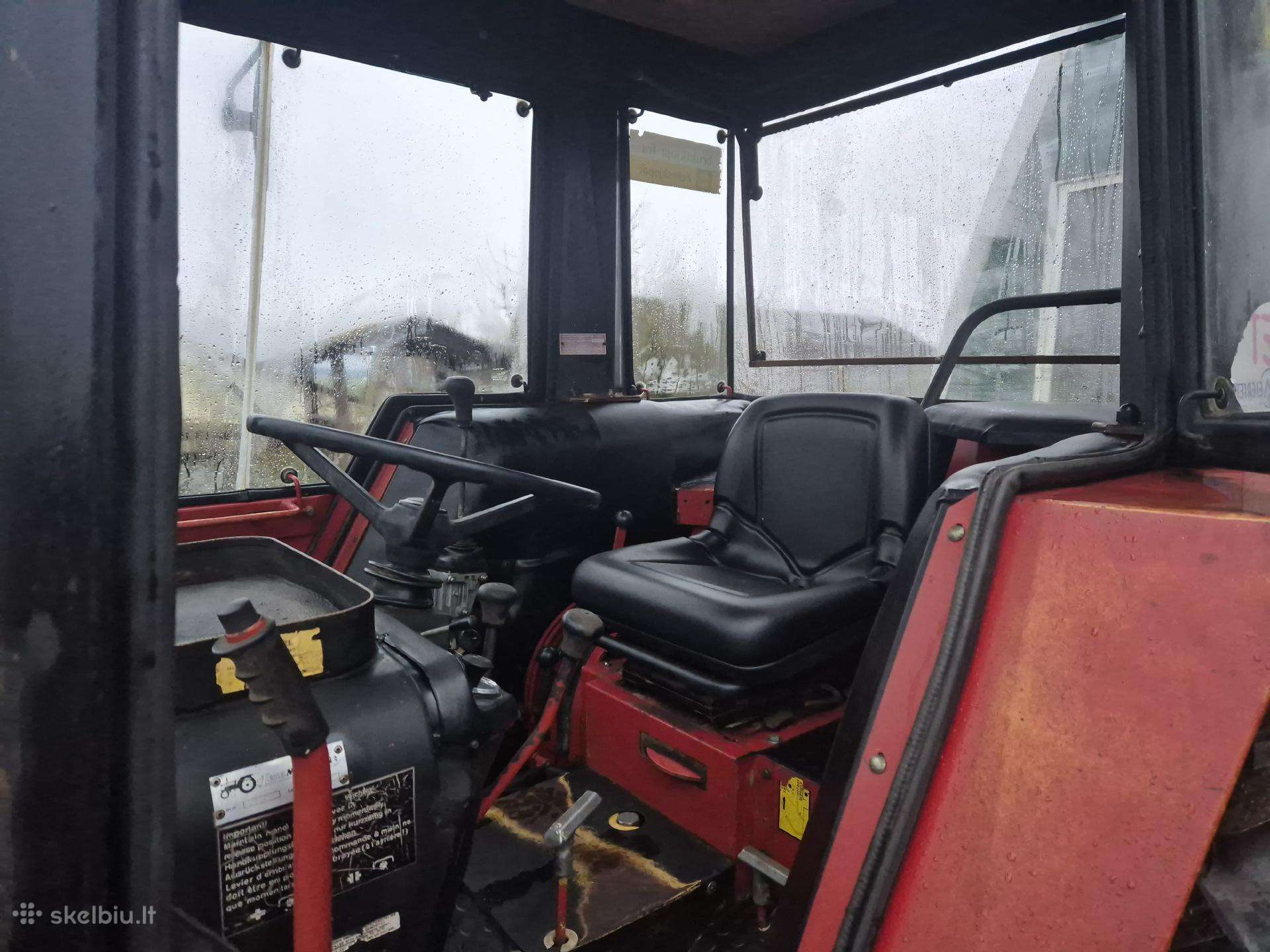Case-IH 833, traktoriai 1986 m., | A28337764