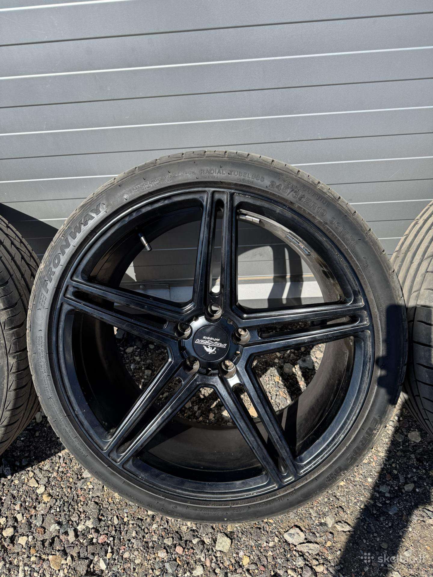 Forzza, lengvojo lydinio, R19 | A28371728