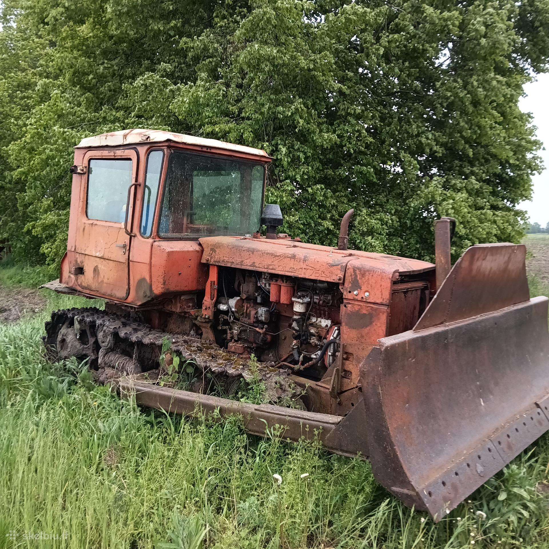 DT 75, tractors 1989 m., | A28903873