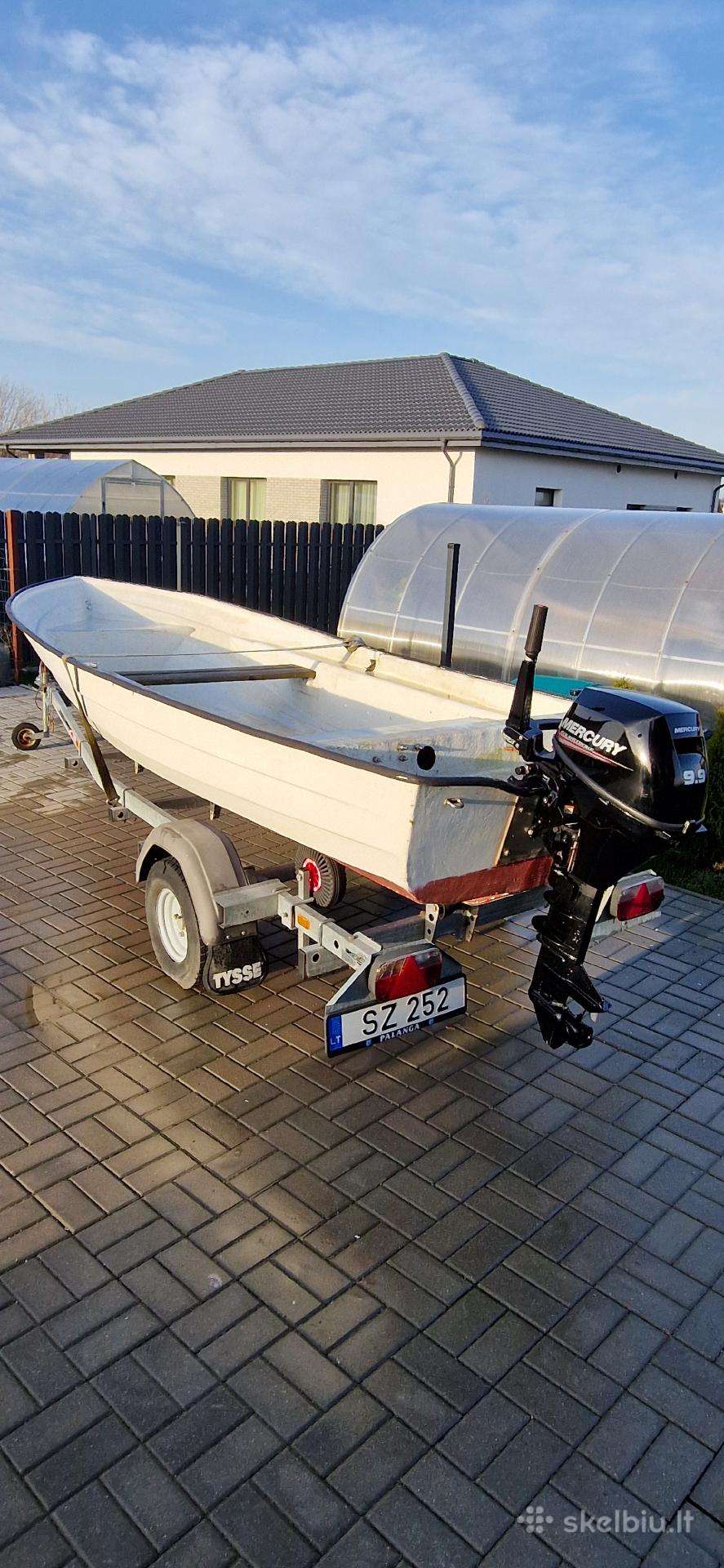 Mercury Merkury, four stroke outdoor motors | A28721357