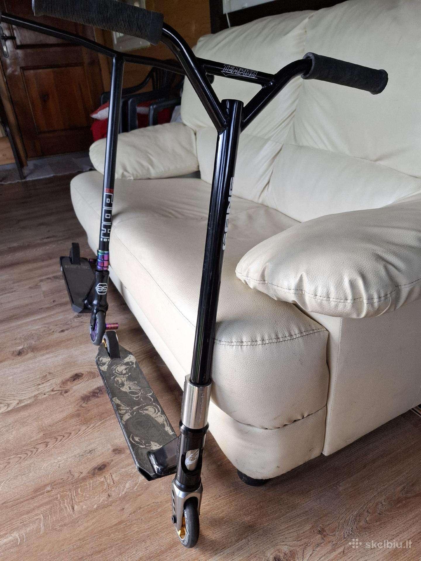 Triukinis paspirtukas -kita- | A28925473