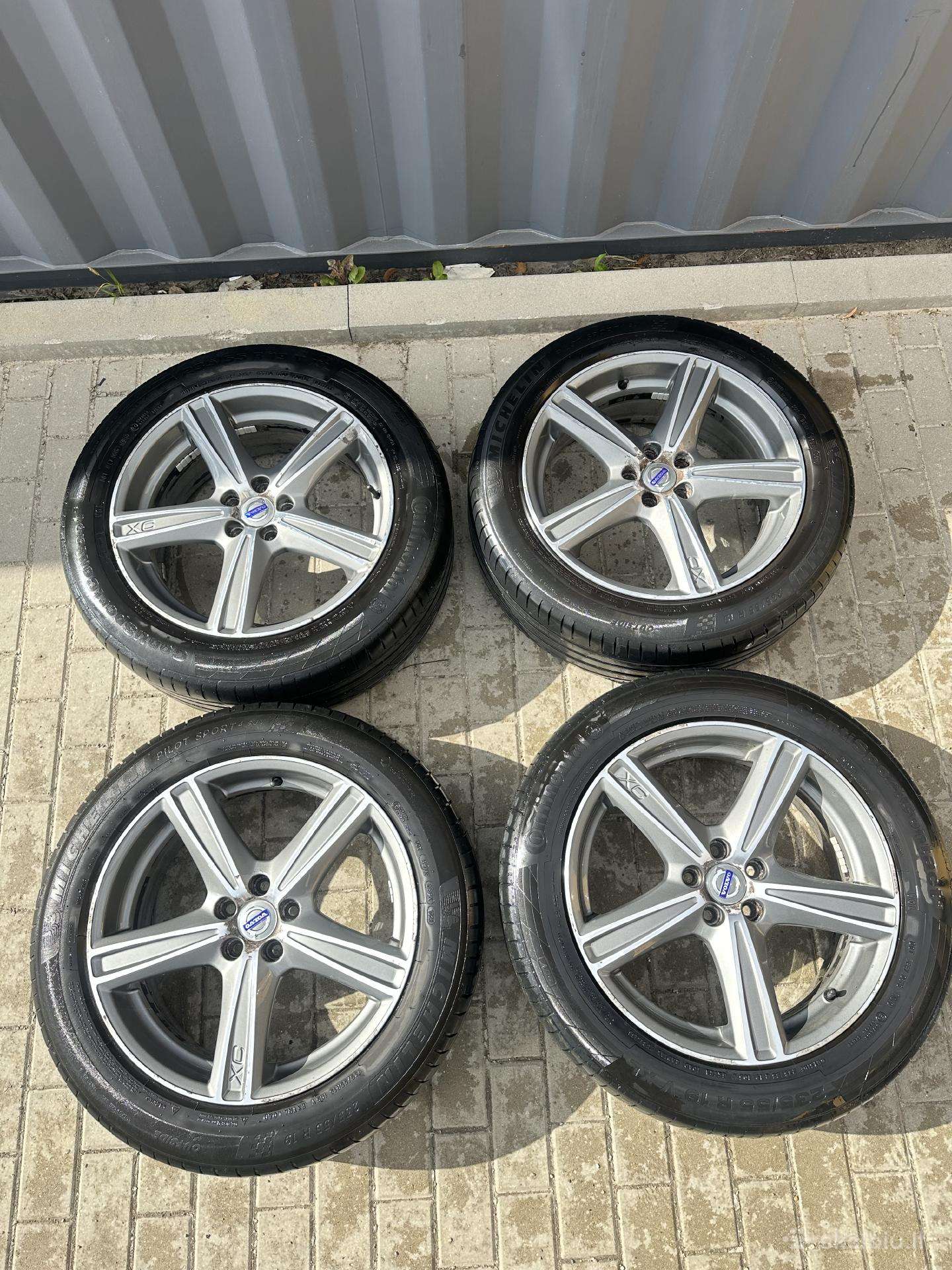 Volvo, lengvojo lydinio, R19 | A29040969