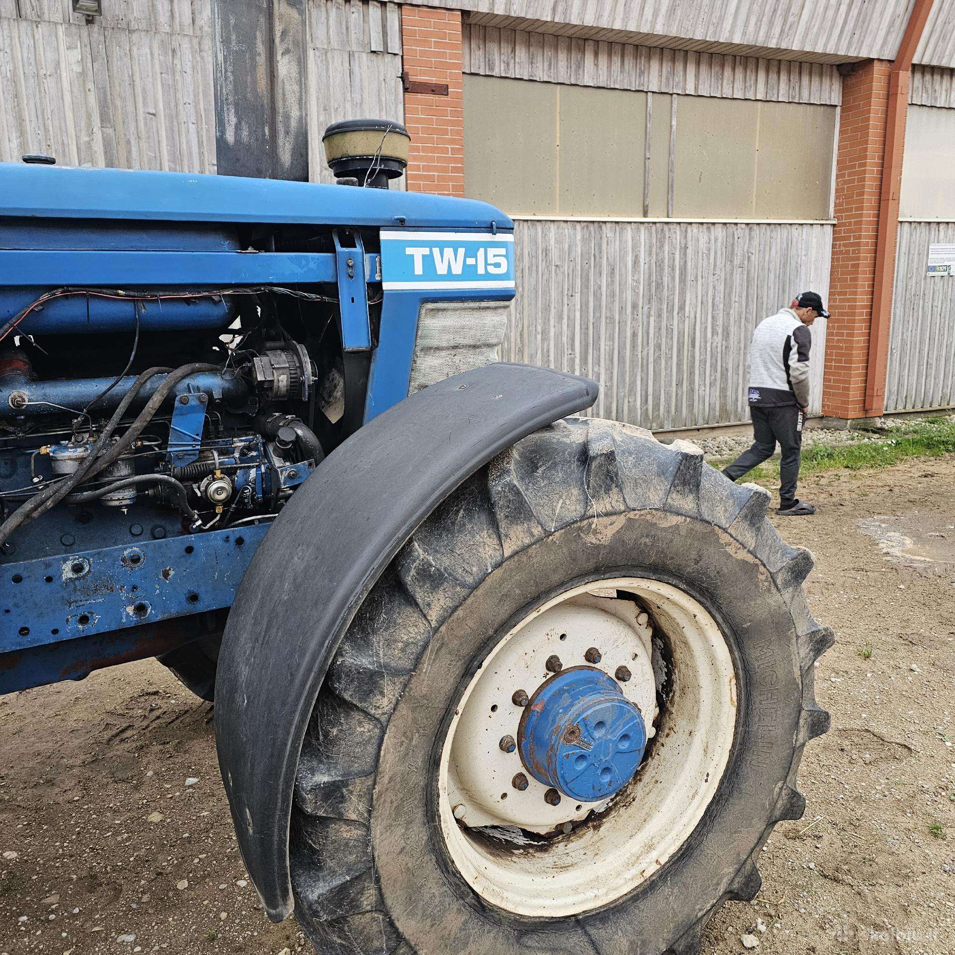 Ford 15, tractors 1989 m., | A29099013