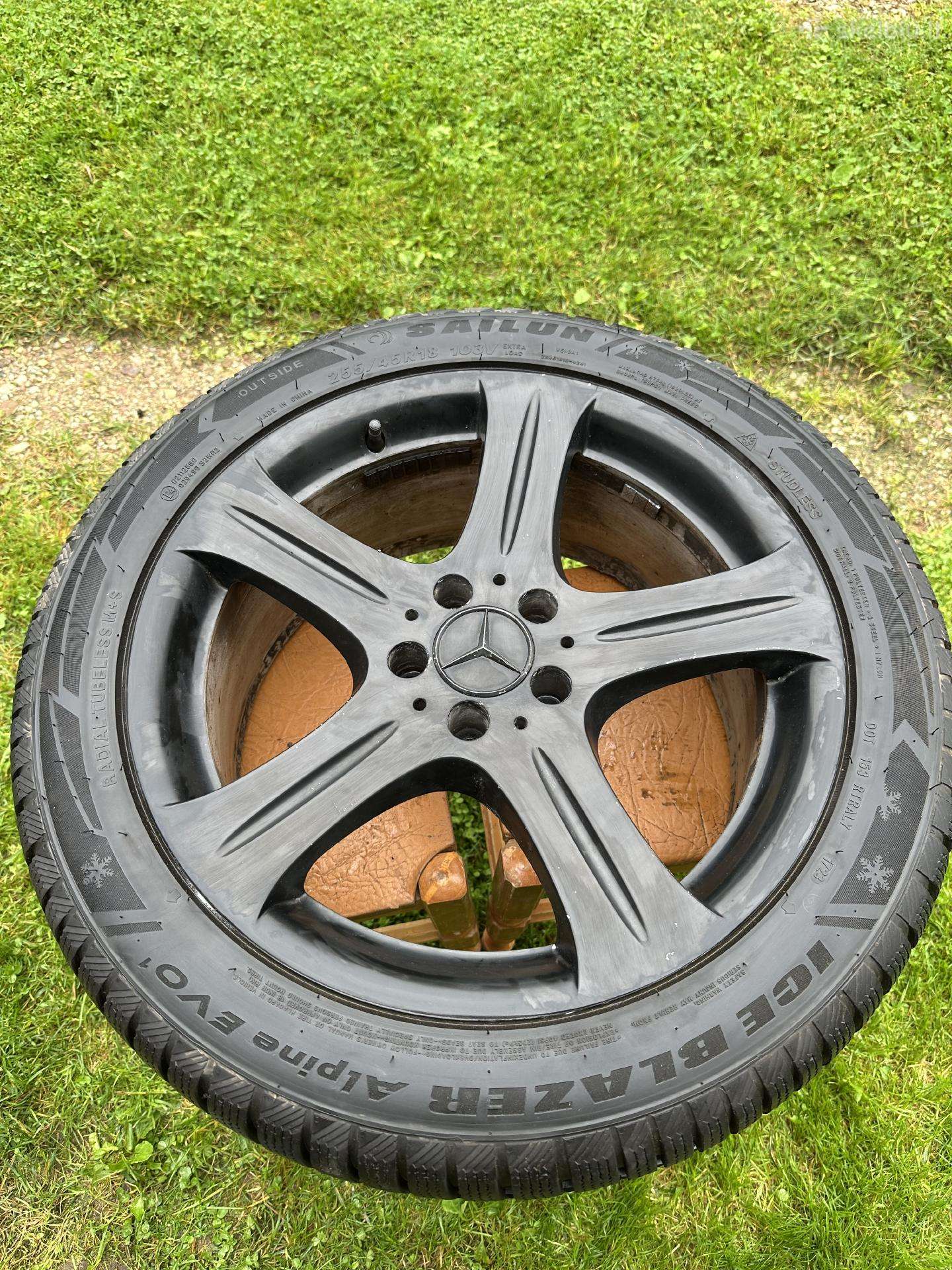 Mercedes-Benz, lengvojo lydinio, R18 | A29101381