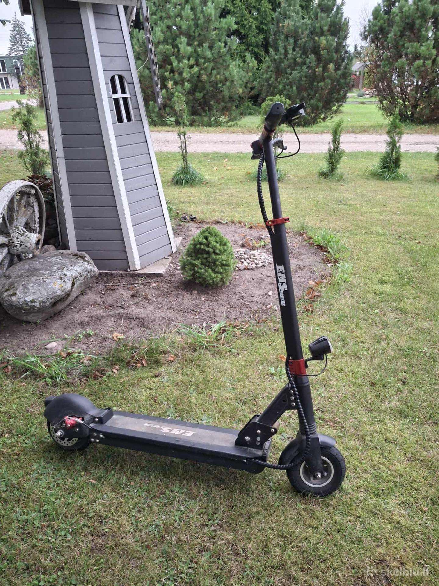 Electric scooter Apollo | A29121801